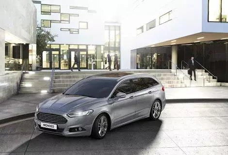 European Ford Mondeo new generation will receive LED headlights 88865_5