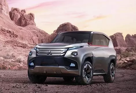 Mitsubishi will bring a monolarified hybrid crossover to Geneva 89053_5