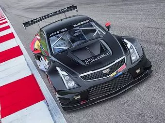 Cadillac prepared a coupe ATS to races 90237_1