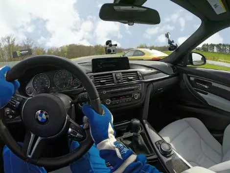 BMW cars made friends with Gopro cameras 92289_3