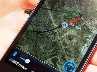 BMW taught iPhone to record telemetry on racing tracks 92309_1