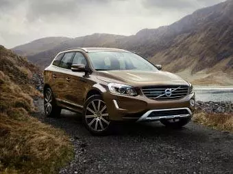 All-wheel drive Volvo XC60 received a new engine in Russia 92431_1