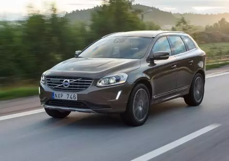 All-wheel drive Volvo XC60 received a new engine in Russia 92431_2