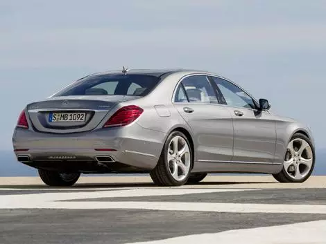 Mercedes called ruble prices for a new S-Class 92541_2