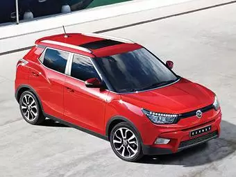 Ssangyong Tivoli क्रॉसओवर यूरोप में डीजल के साथ पहुंच जाएगा 9368_1