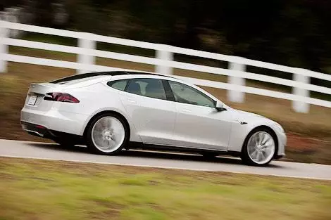 Electrotan Tesla Model S will be adapted to German autobahns 95913_2