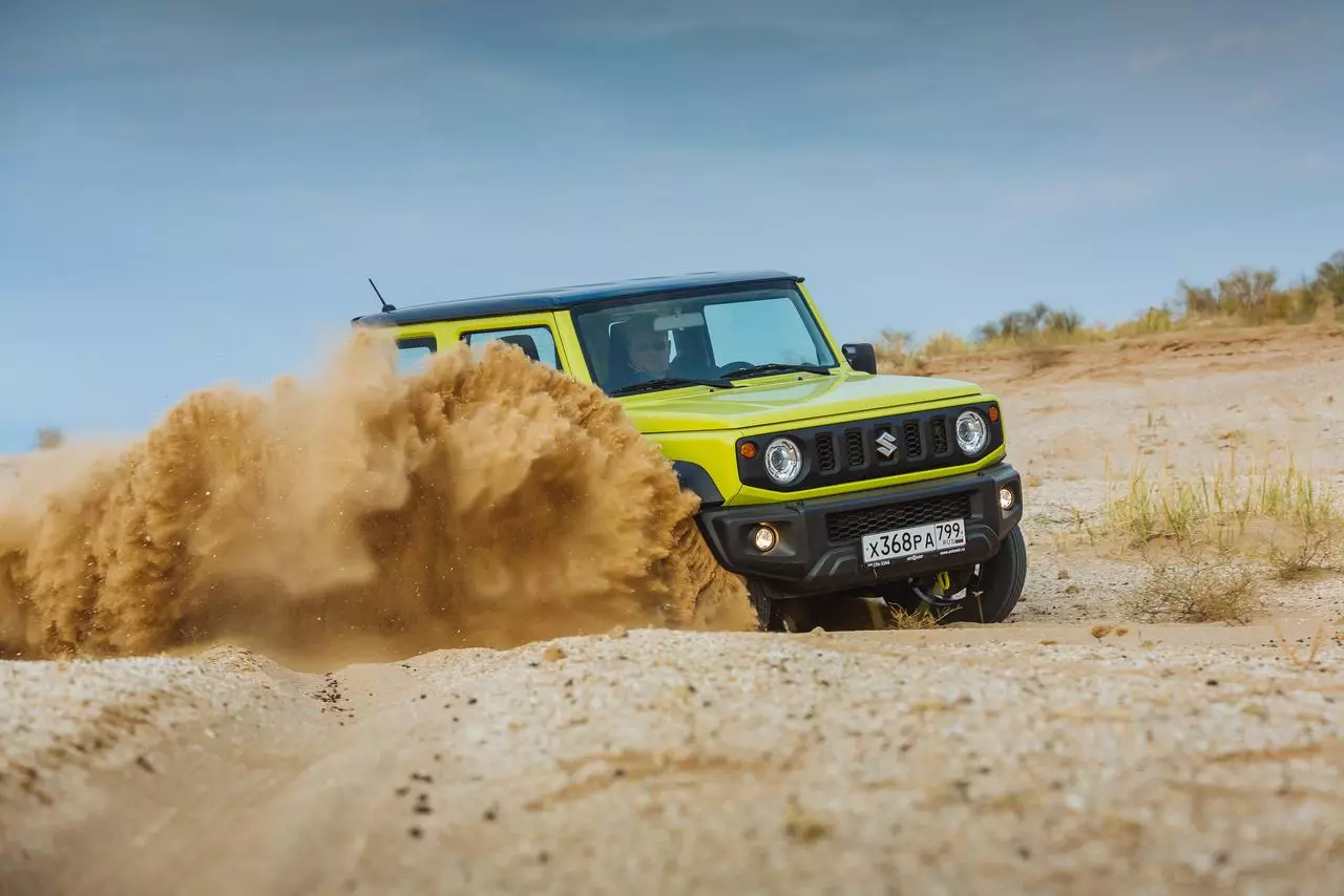 Suzuki Jimny. 9665_1